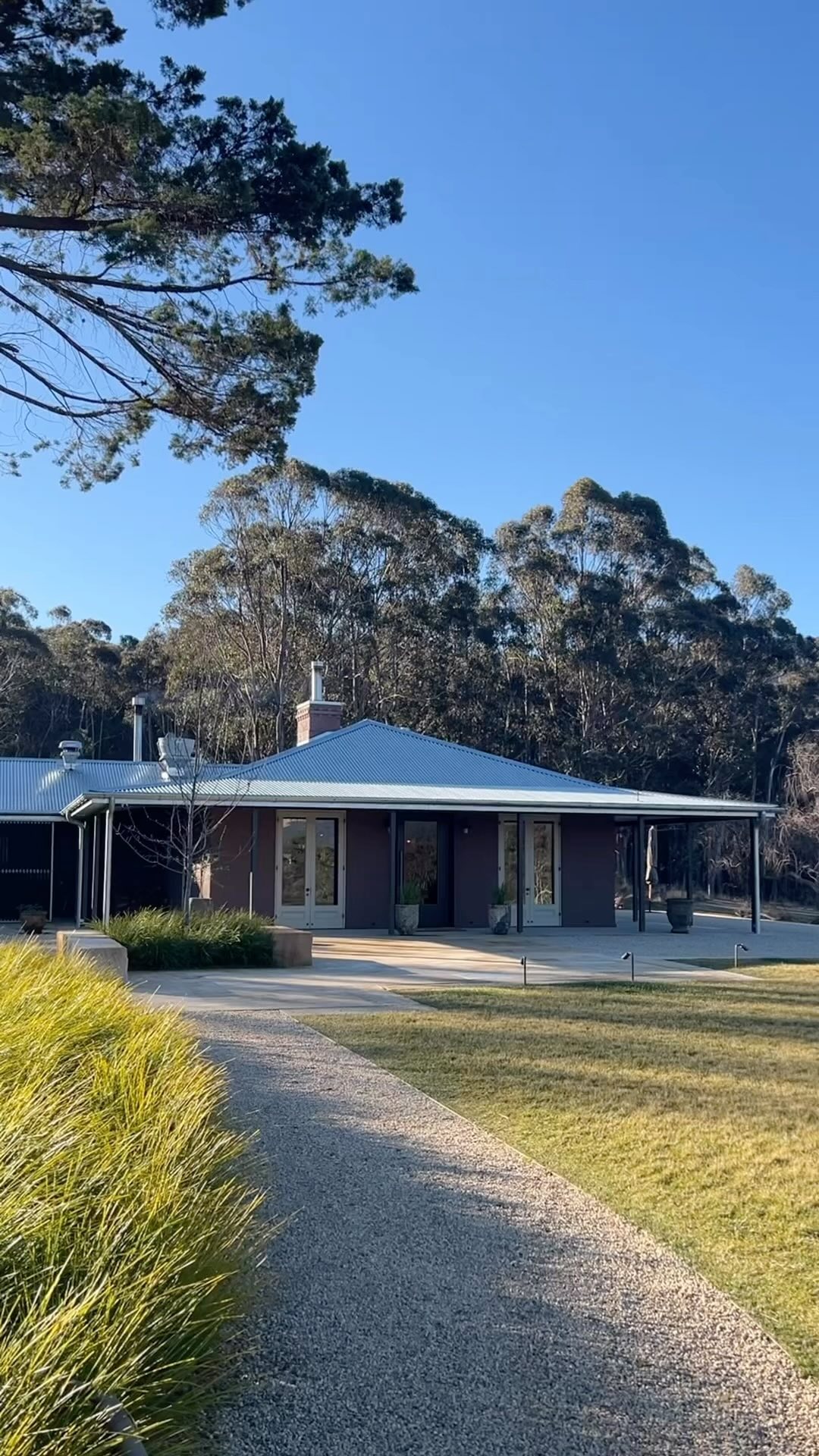 About Us - paddock to plate - MEGALONG at LOT101